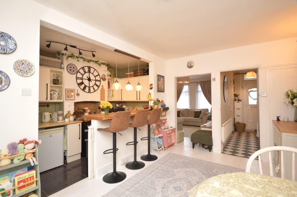 Properties for sale in Folkestone | Skippers
